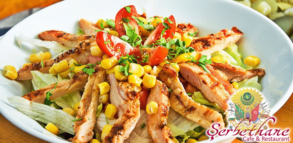 Hürrem Sultan Hamamı Tavuk Salatası | Şerbethane Cafe & Restaurant